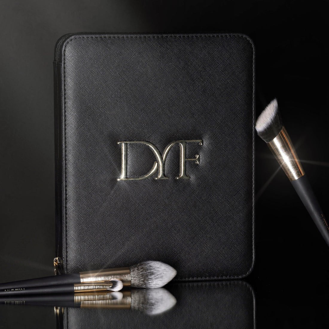 Signature Series 16-Piece Master Brush Set – DYF BEAUTY
